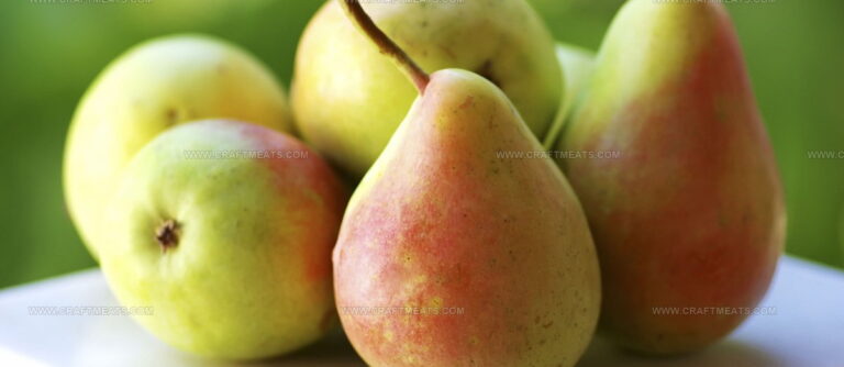 31 Must-Try Seasonal Spanish Fruits for Your Summer Table - Craft Meats